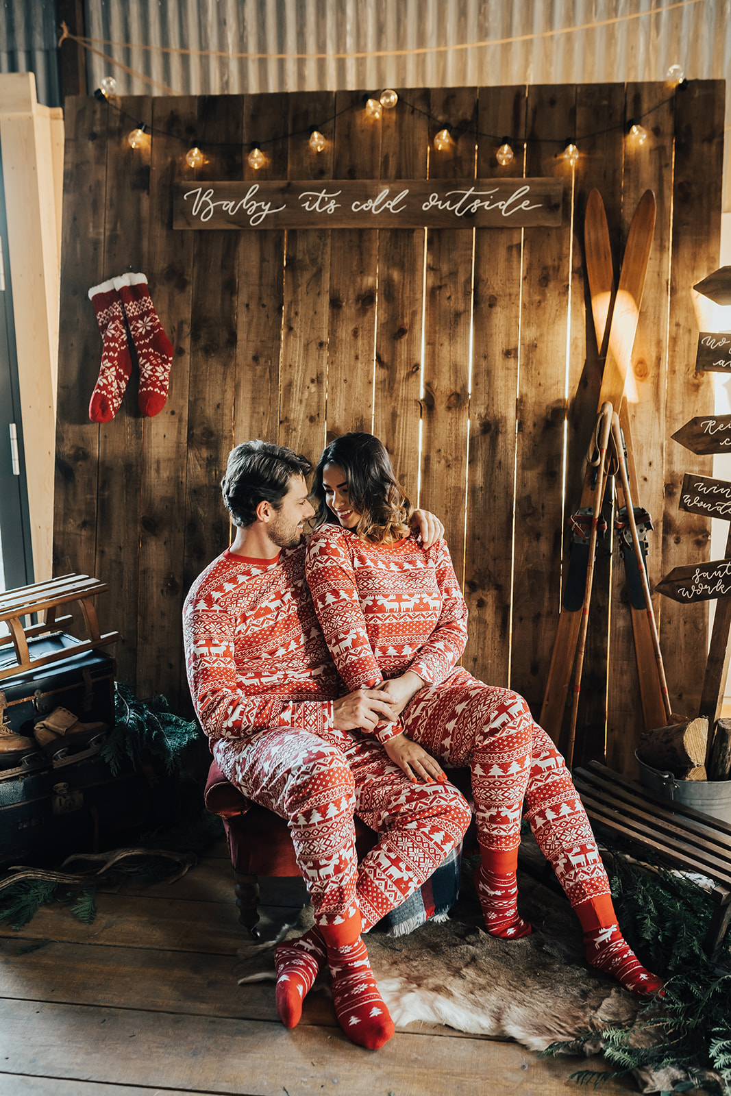 Christmas inspired engagement shoot ideas - Blog